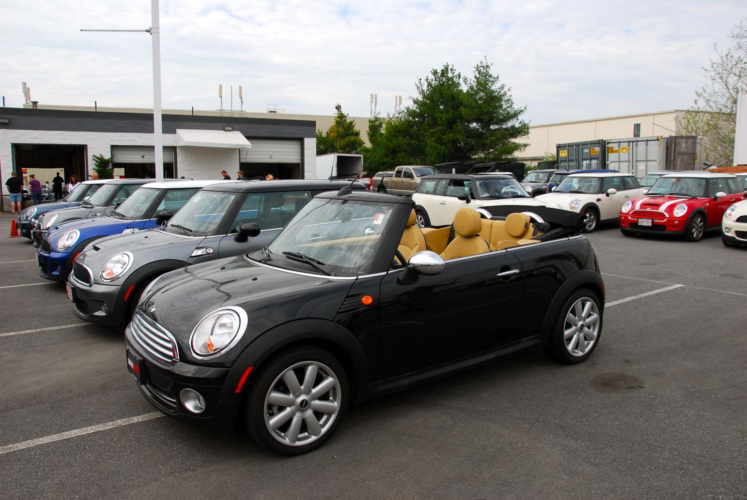 Driving an R56 MINI Cooper Convertible – M&I / GBMINI